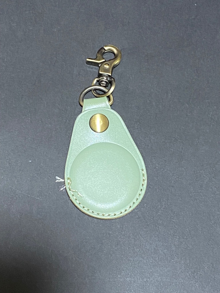 DomTeporna Italy エアタグ ケース 本革 革 コイン型 ブランド エアタグカバー AirTag edy QUICPAY キーホルダー 保護 イタリアンレザー 軽量 : All ...