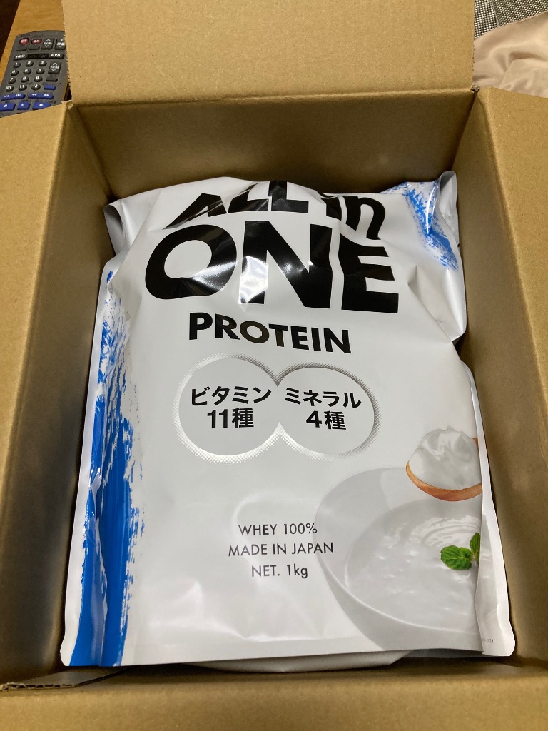 AMBiQUE 【レビュークーポン500円OFF！】ホエイプロテイン WPC 1kg 国産 ビタミン11種 タンパク質 オールインワン ミネラル配合 アンビーク AMBIQUE ダイエット ...