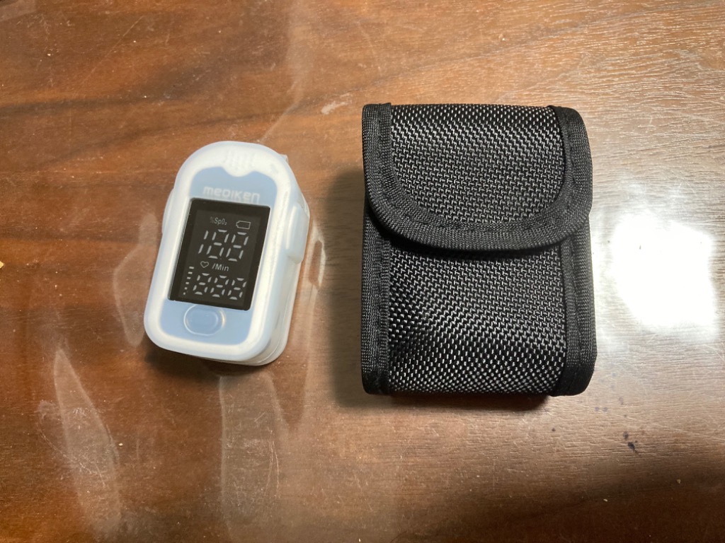 クーポンで3600円+P5倍！パルスオキシメーター 指定管理医療機器認証 国内検査済み 酸素濃度計 心拍計 spo2 脈拍測定器 小児 大人 家庭用 豪華な付属セット品 :ME031-C ...