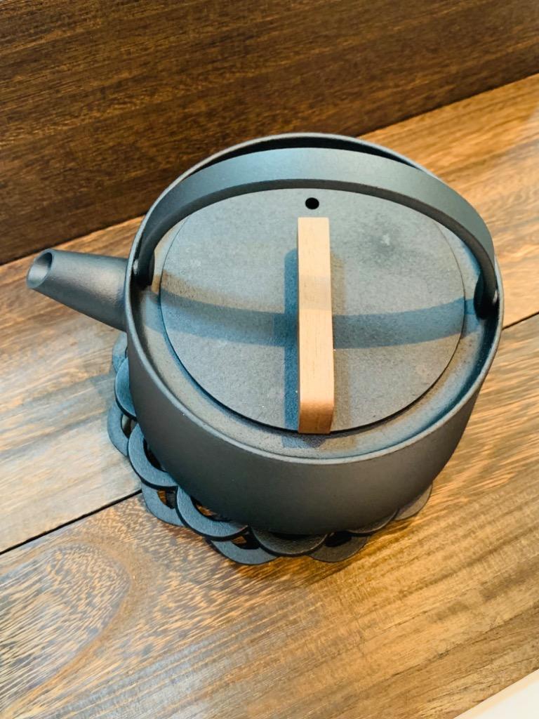 南部鉄器 tetu 鉄瓶 IH 直火 対応 被膜仕上げ 1L 鉄製やかん 鉄 やかん 鉄製 南部鉄器 急須 きゅうす 鉄分補給 モダン おしゃれ ポット 鉄分 : oda0307 : エス ...