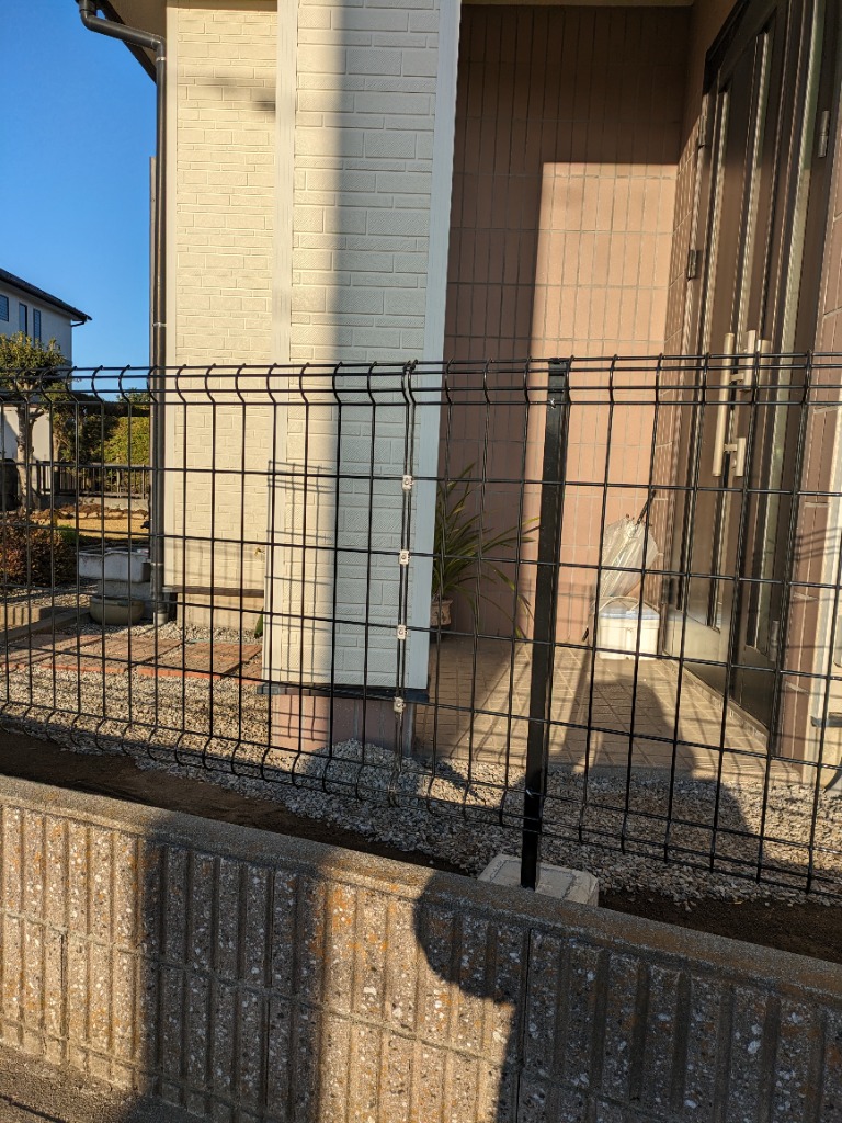 フェンス スチール メッシュフェンス LIXIL ハイグリッドフェンス UF8型 T-8 本体 1枚 :lx03fab0691:エクステリア・ガーデン Feliju - 通販 - Yahoo ...