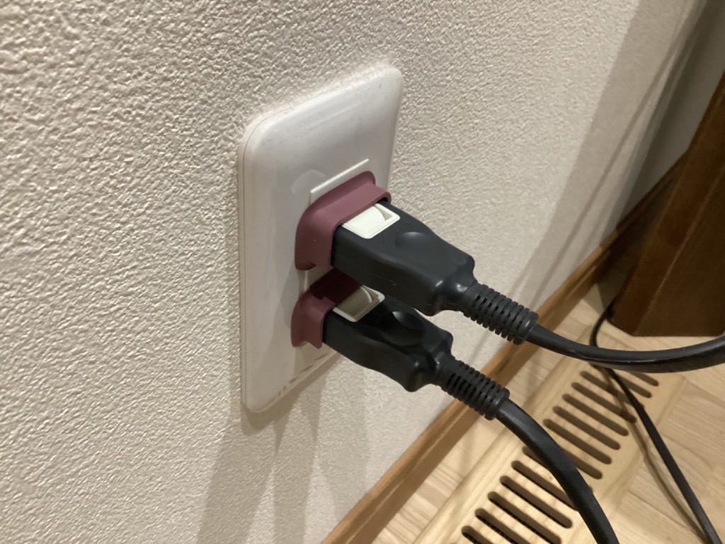 防災用L字プラグカバー 10個組 ムービングプラグ L字 火災対策 ホコリ 湿気 ガード トラッキング火災 コンセント 安全 保護 絶縁性 ...