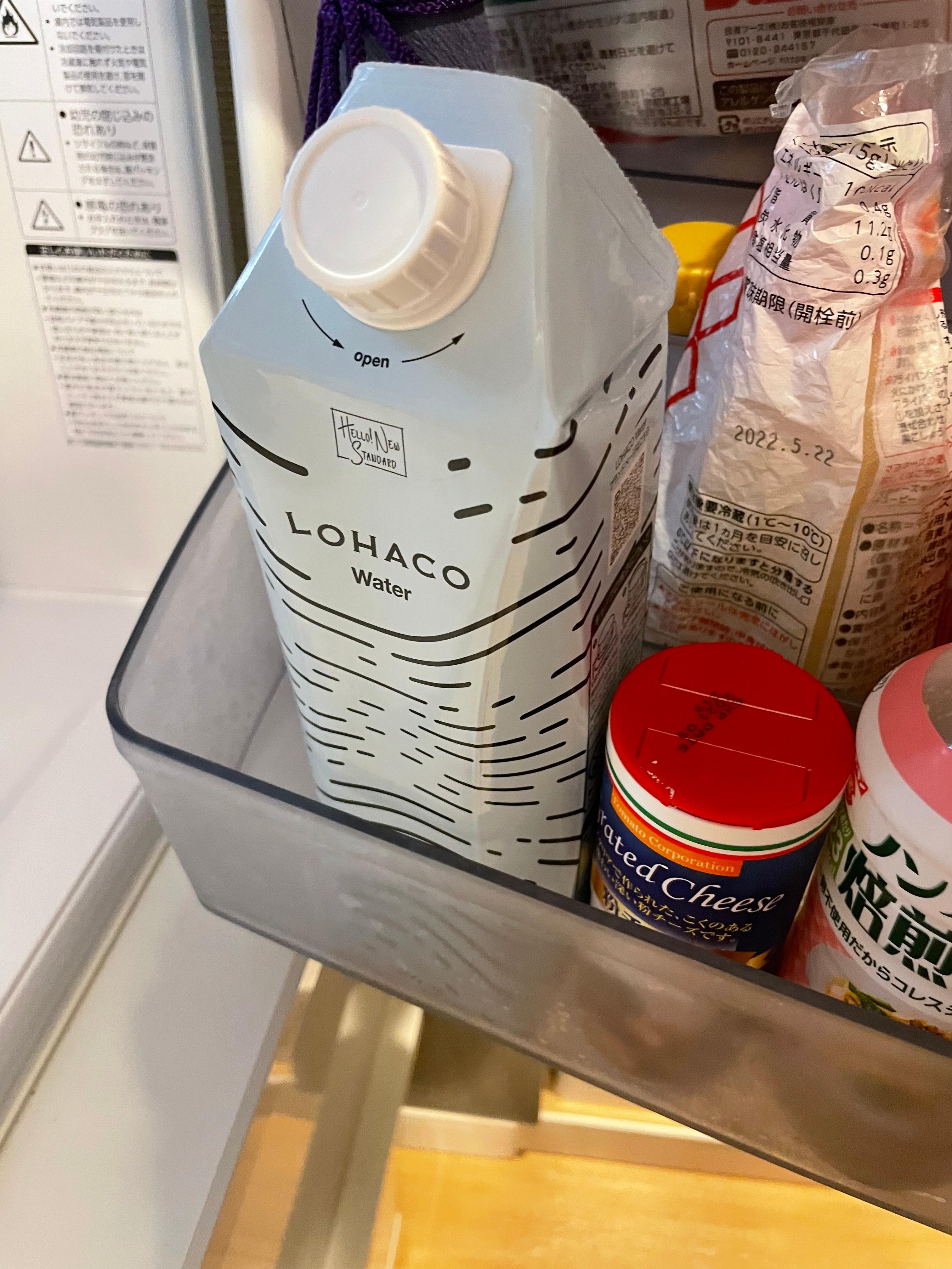 LOHACO - 【水・ミネラルウォーター】【紙パック】LOHACO Water 1L 1箱（6本入）オリジナル 評価・レビュー