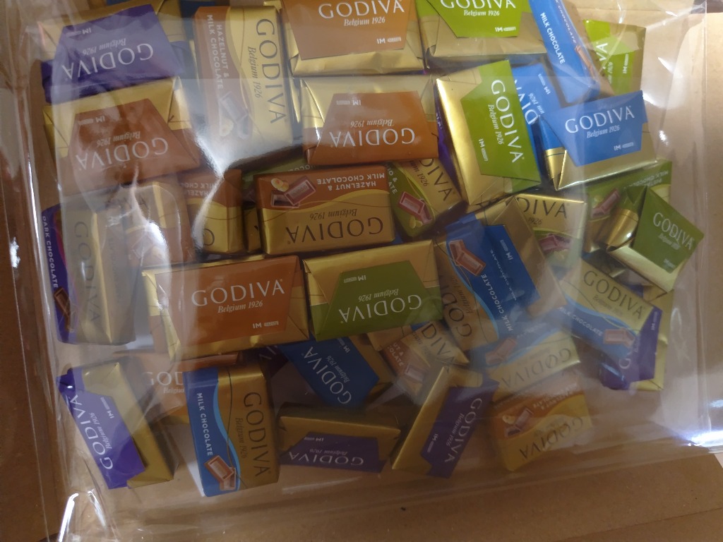 バレンタイン 2024 チョコレート ギフト 高級 ゴディバ Godiva ナポリタン プレゼント 225g 約53個 : 3212-000731 : HARY SHOP - 通販 ...