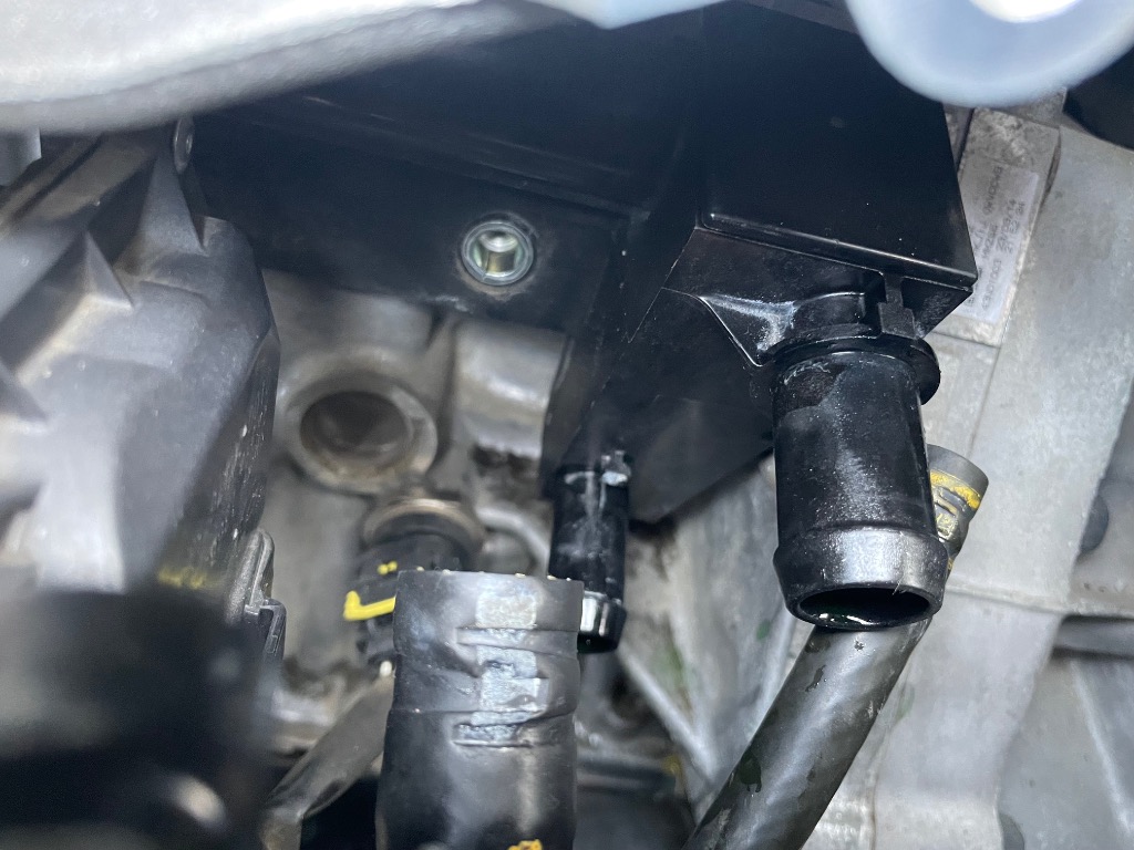 マツダ（Mazda） マツダ（MAZDA）パイプ バイパス/マツダ純正部品/クーリングシステム/SH2015290A(SH20-15-290A ...