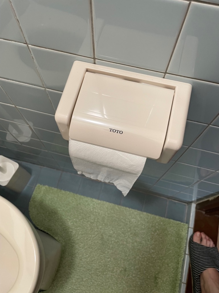 TOTO YH50#SC1 紙巻器 樹脂製 パステルアイボリー : 住設ショッピング - 通販 - Yahoo!ショッピング