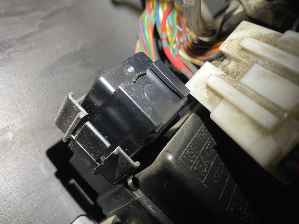 【SC】ジムニー ハイフラ防止 ICリレー ウインカーリレー SJ30/JA71/JA11/JA12/JA22/JB23 1~3型パーツ カスタム 改造 : K-PRODUCTS - 通販 ...