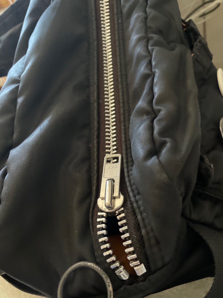 YKK 10M スライダー上止め下止め 2セット分 ニッケル シルバー 金属10号 : 毛糸と手芸の店 カネコヤ Yahoo!店 - 通販 - Yahoo!ショッピング