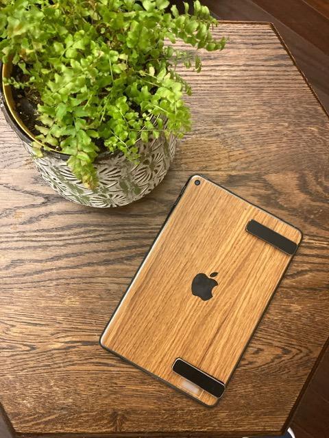 スマホスタンド 折りたたみ 角度調節 折畳式 スティック型 粘着テープ 両面 貼り付け 軽量 スリム 薄型 コンパクト シンプル おしゃれ 持ち運び iPhone iPad ...