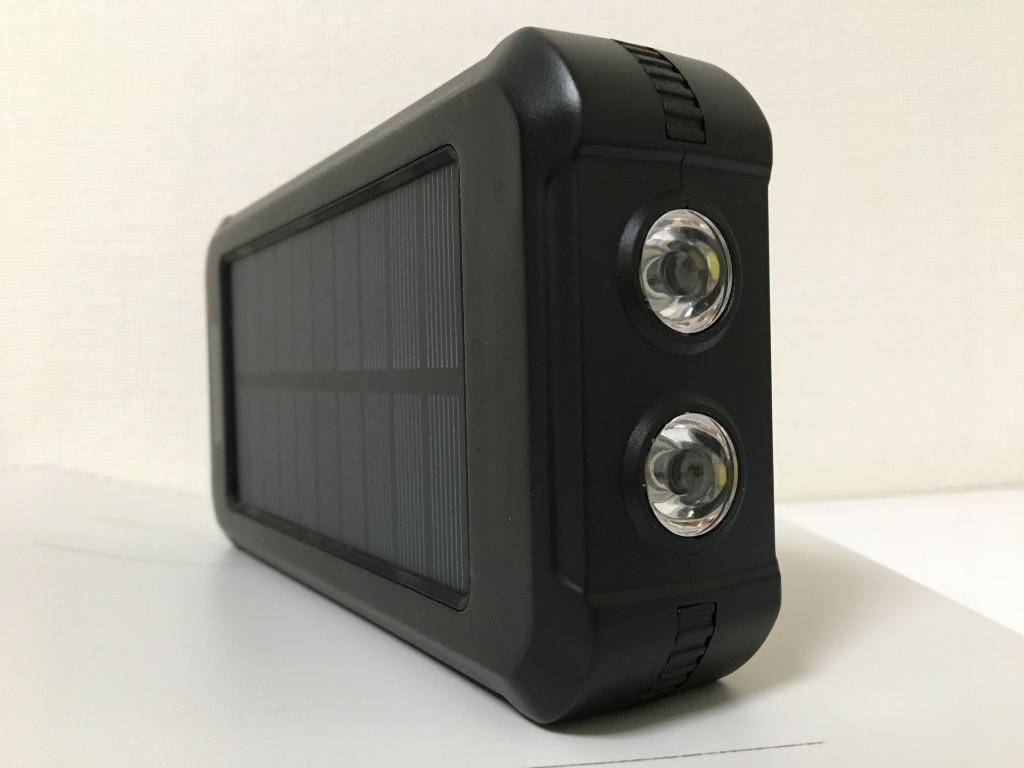 モバイルバッテリー 超大容量 51800mAh ソーラーバッテリー充電器 7台同時充電 ライト付き ソーラー充電器 ケーブル内蔵 防災用品 残量表示 夏 おすすめ :CDB-SD20 ...