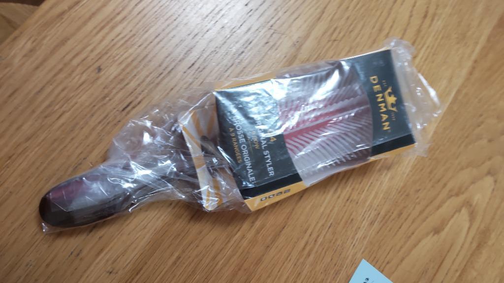 DENMAN デンマンブラシ オリジナルスタイラー D4（ブラック） ヘアブラシ、くし - 最安値・価格比較 - Yahoo!ショッピング｜口コミ・評判からも探せる