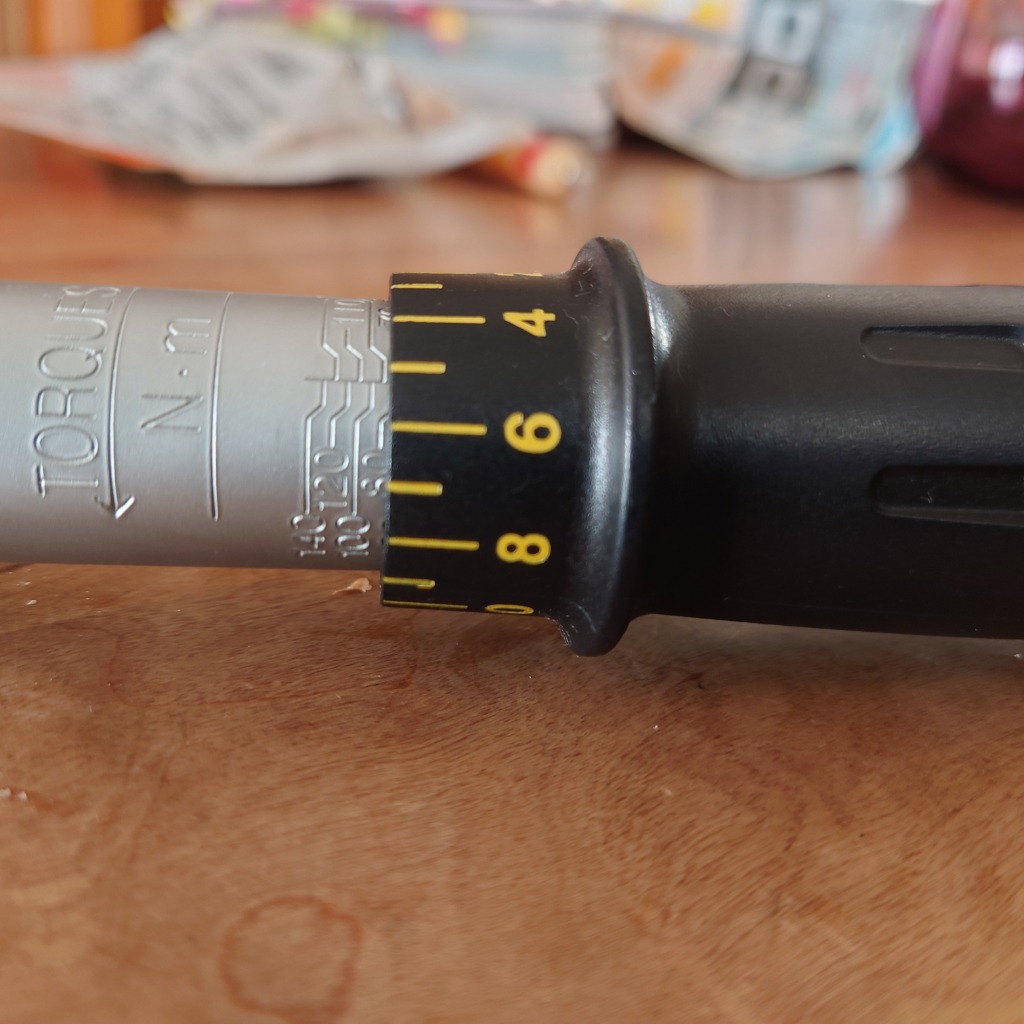 TONE 「在庫限り」TONE トネ トルクレンチ 差込角12.7mm 1/2 T4HC140 : Arclands Online ヤフー店 - 通販 - Yahoo!ショッピング