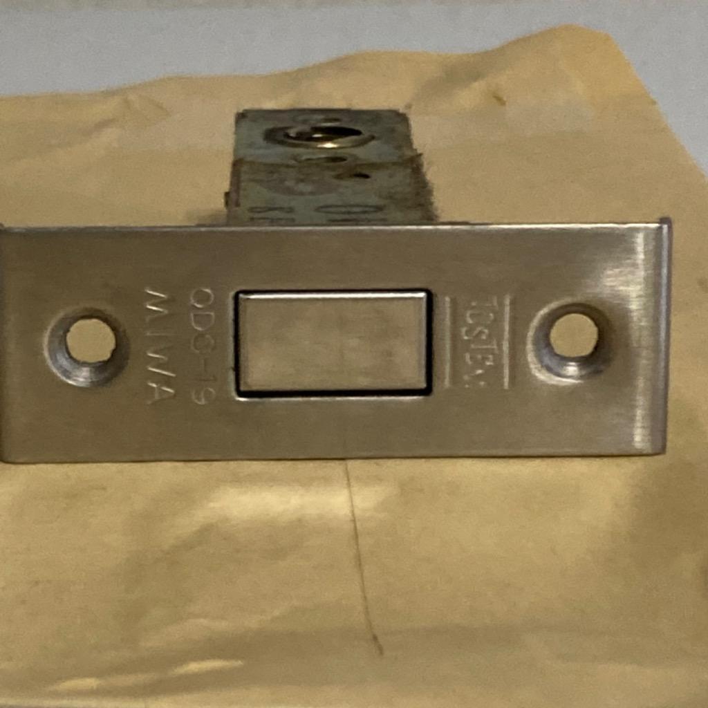 LIXIL TOSTEM 錠ケース QDC-19 MIWA サブ箱錠 主な使用ドア：リジェーロ、プレナス2 など : ロックサーチ - 通販 - Yahoo!ショッピング