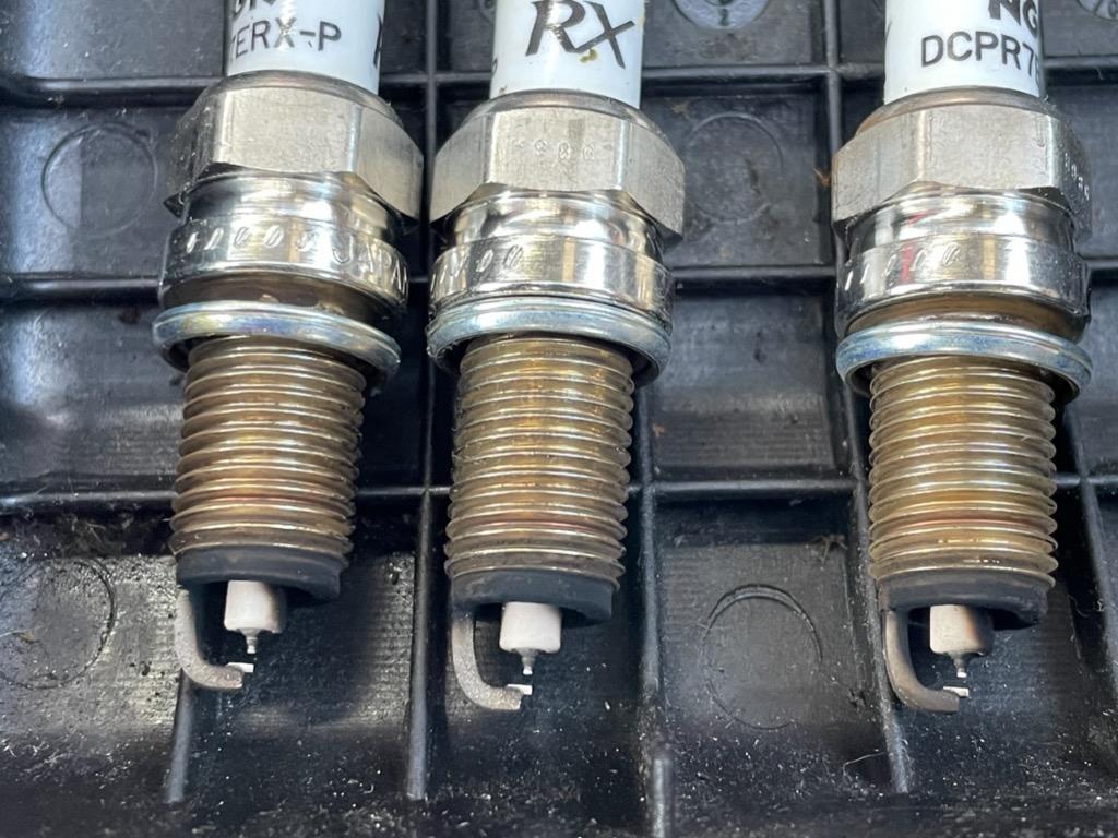 NGK Kei HN21S プレミアム RXプラグ DCPR7ERX-P [97620] 3本 1台分 Premium RX PLUG NGK製 送料無料 : パーツキング - 通販 ...