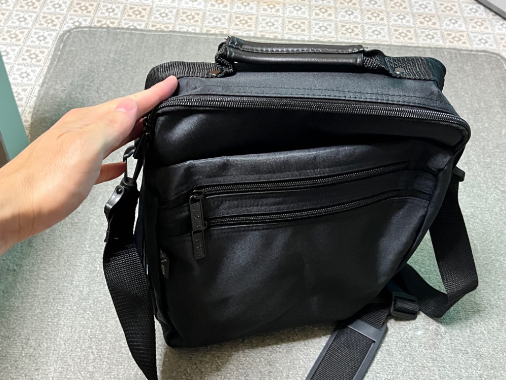 BLAZER CLUB ショルダーバッグ メンズ A4ファイル 2室 縦型 33579 ブレザークラブ 送料無料 : ROVEL - 通販 - Yahoo!ショッピング