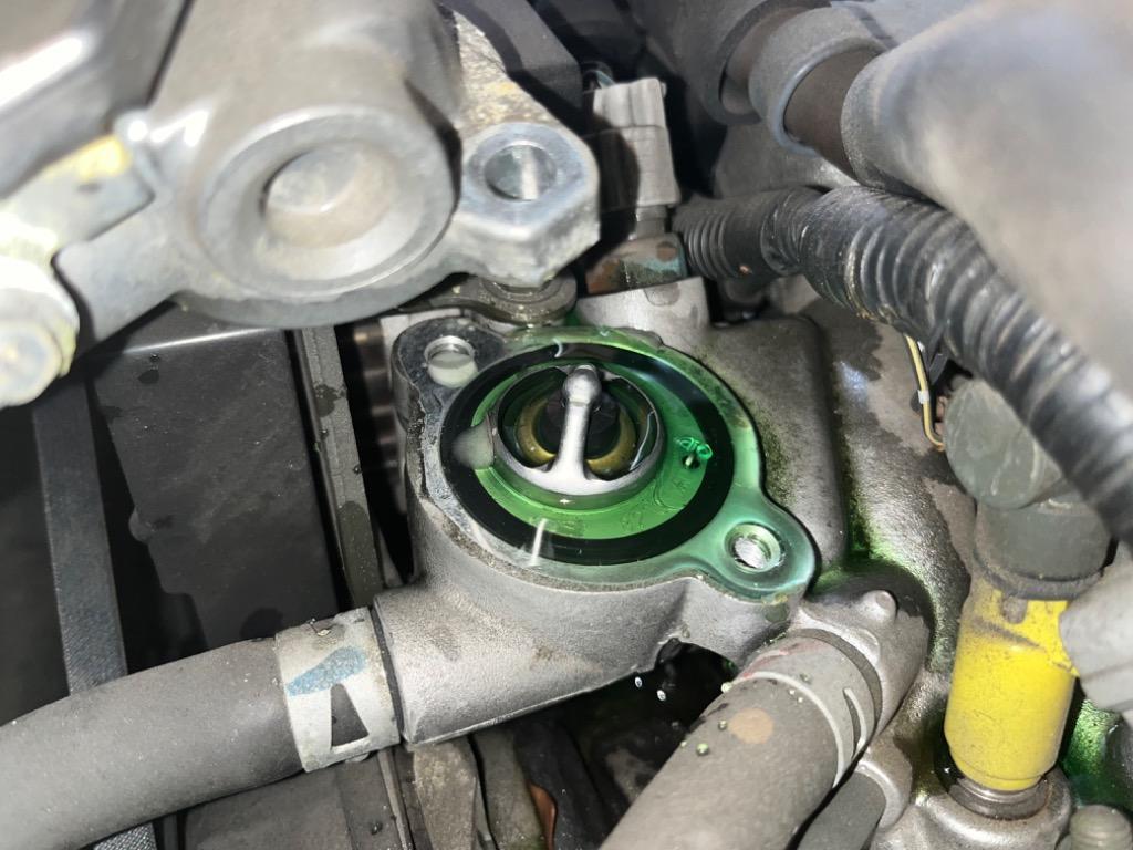 スズキ エブリイ DA52V、DA52W、DA62V、DA62W、DB52V サーモスタット ZI44DX-82P ガスケット付き HKT 送料無料 17670-76G00 : サンコウパーツ ...