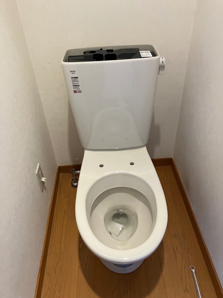 [DT-5500BL]INAX/LIXIL 一般洋風便器用タンク 床排水 一般地 手洗なし ハイパーキラミック タンクのみ : 設備プラザ - 通販 - Yahoo!ショッピング