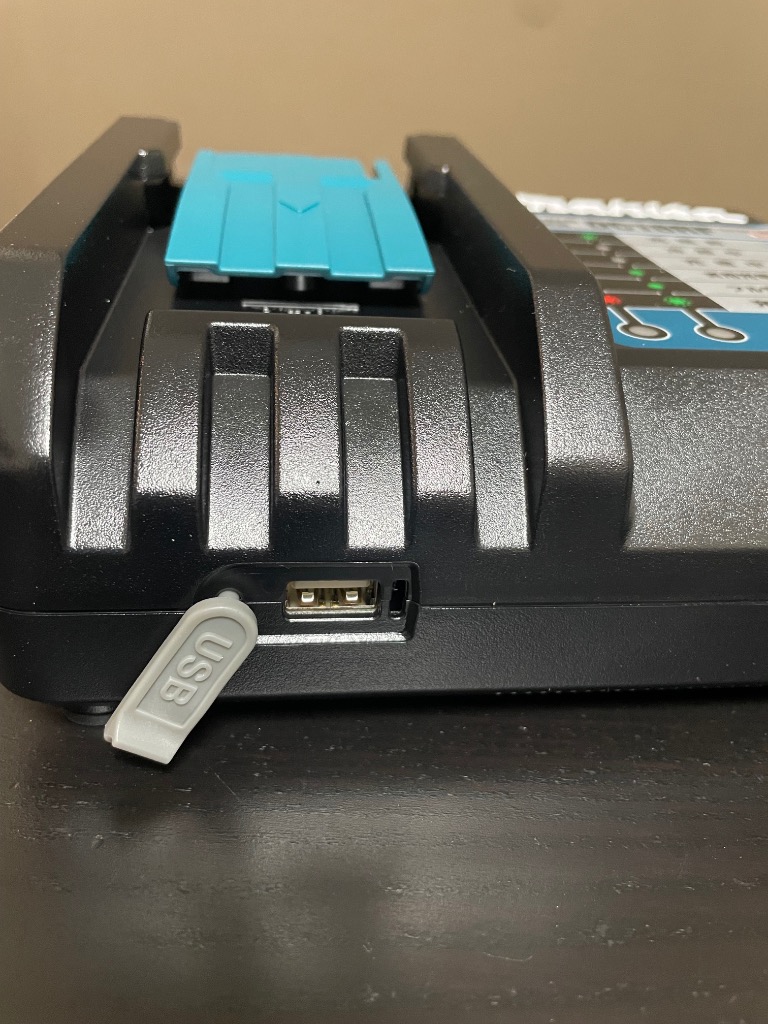 マキタ DC18RF(スマホ等充電用USBポート付) 14.4V/18Vリチウムイオンバッテリ用急速充電器(JPADC18RF)※化粧箱無し : 島道具Yahoo!ショッピング店 - 通販 ...