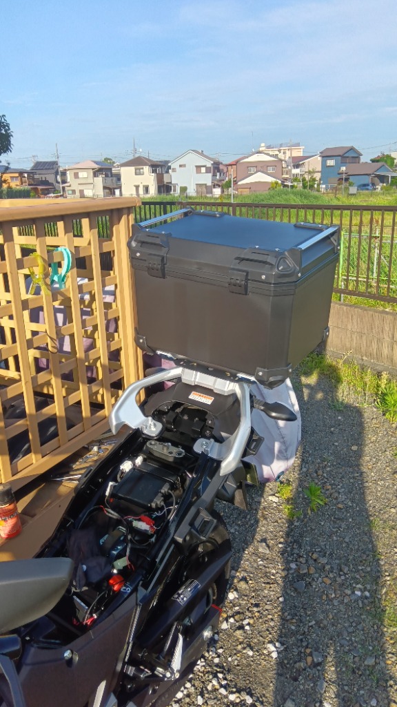 ONE STEP リアボックス バイク 57l 55l 背もたれ パット バイク用品 abs 大容量 トップケース : H2brothers - 通販 - Yahoo!ショッピング