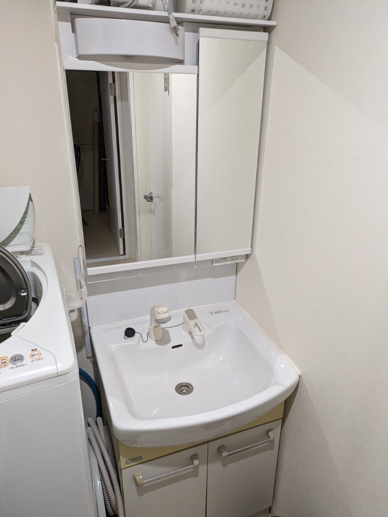 TOTO 洗面化粧台 Vシリーズ W600 二面鏡 H1800 エコミラー 選択 LMPB060B2GD(C/G)1G 送料無料 メーカー直送 : 住設・建材 TMC - 通販 - Yahoo ...