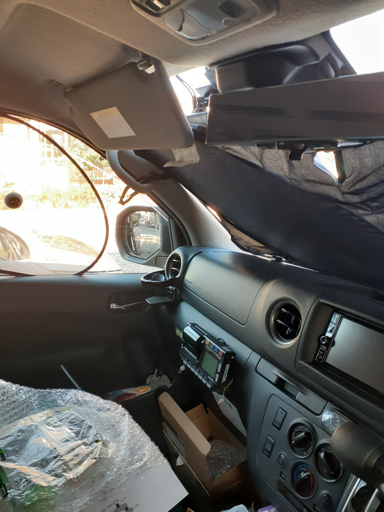 槌屋ヤック NV350 キャラバン E26系 エアコン ドリンクホルダー VAN/WAGON/MICROBUS 専用設計 運転席側用・助手席側用 L/Rセット ヤック YAC SY-NS1S ...