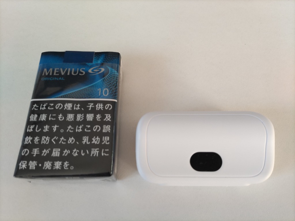 「iPhone15シリーズ対応」モバイルバッテリー A88 軽量 大容量 小型 Lightning type-c 一体型 2.4A急速充電 6800mAh 2台同時充電 スマホ充電器 ...