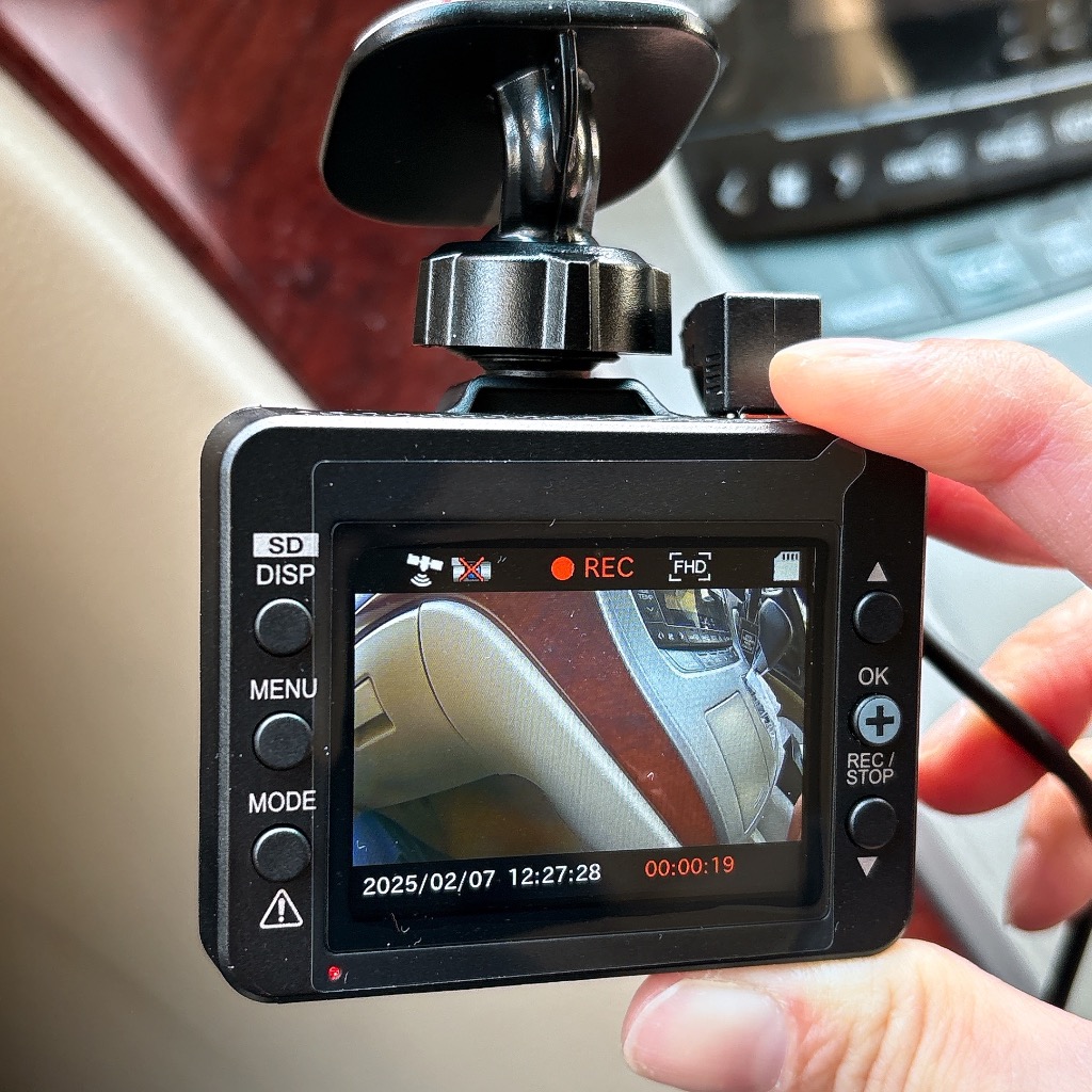 ユピテル 【2025年1月発売 最新モデル】ドライブレコーダー 前後2カメラ Y-116c シガープラグタイプ フォーマットフリー ( WEB限定 / 取説DL版 ) : Yupiteru ...